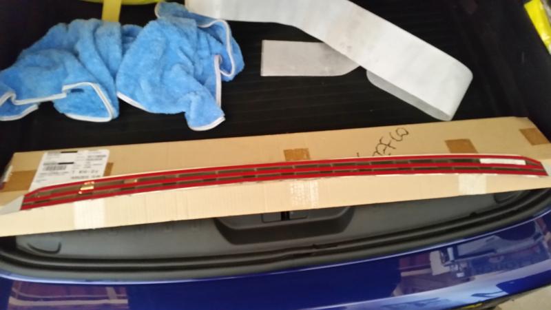 [tuto] pose Protection seuil de coffre inox SW | Forum Peugeot