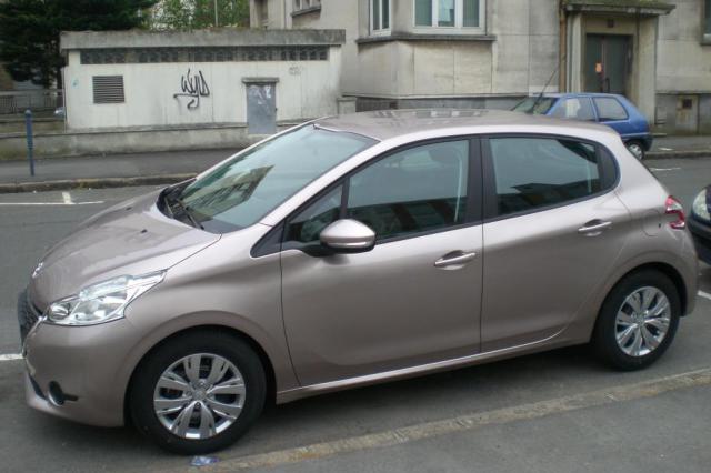 208 active blossom Grey | Forum Peugeot