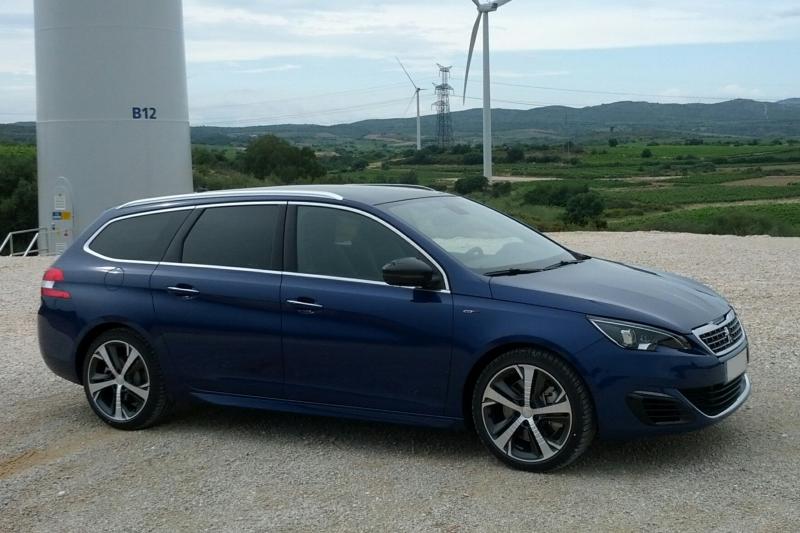 Nvlle 308 GT 205 SW Bleu Magnetic | Forum Peugeot
