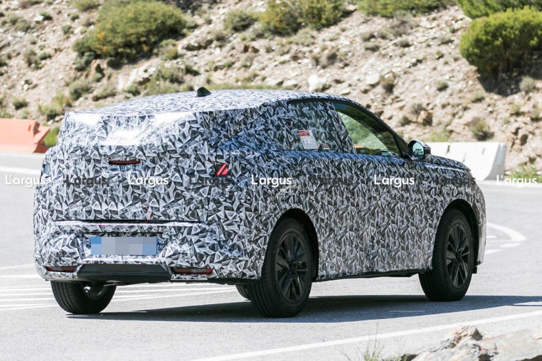 3008-p64-2 - Forum-Peugeot.com