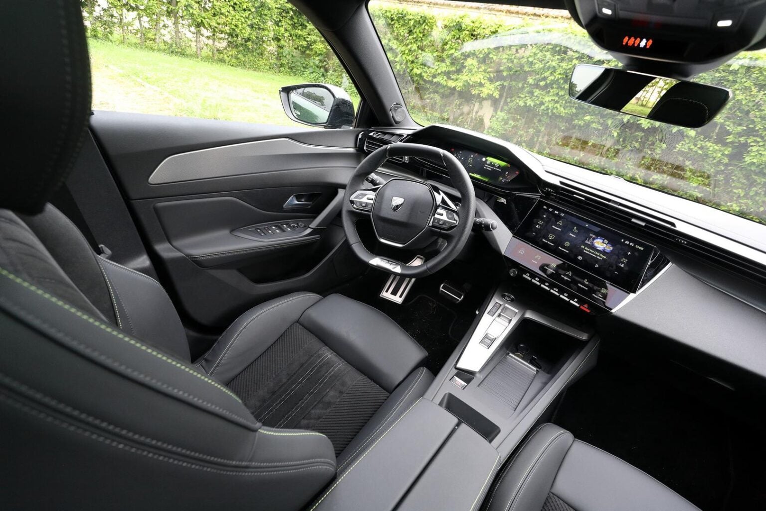 Essai de la Peugeot 308 Hybrid 136 e-DCS6