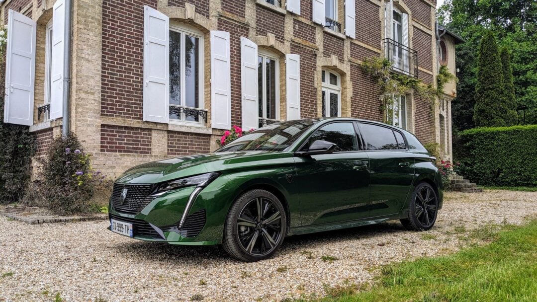 Essai de la Peugeot 308 Hybrid 136 e-DCS6