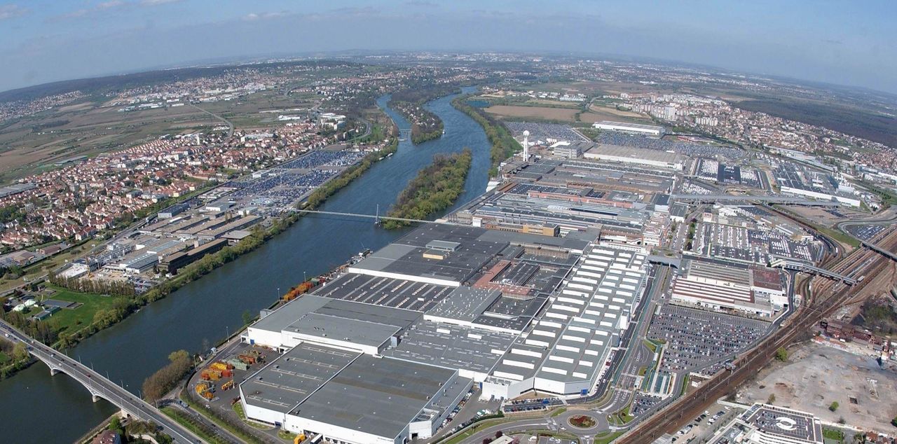 Avenir de l’usine Stellantis à Poissy